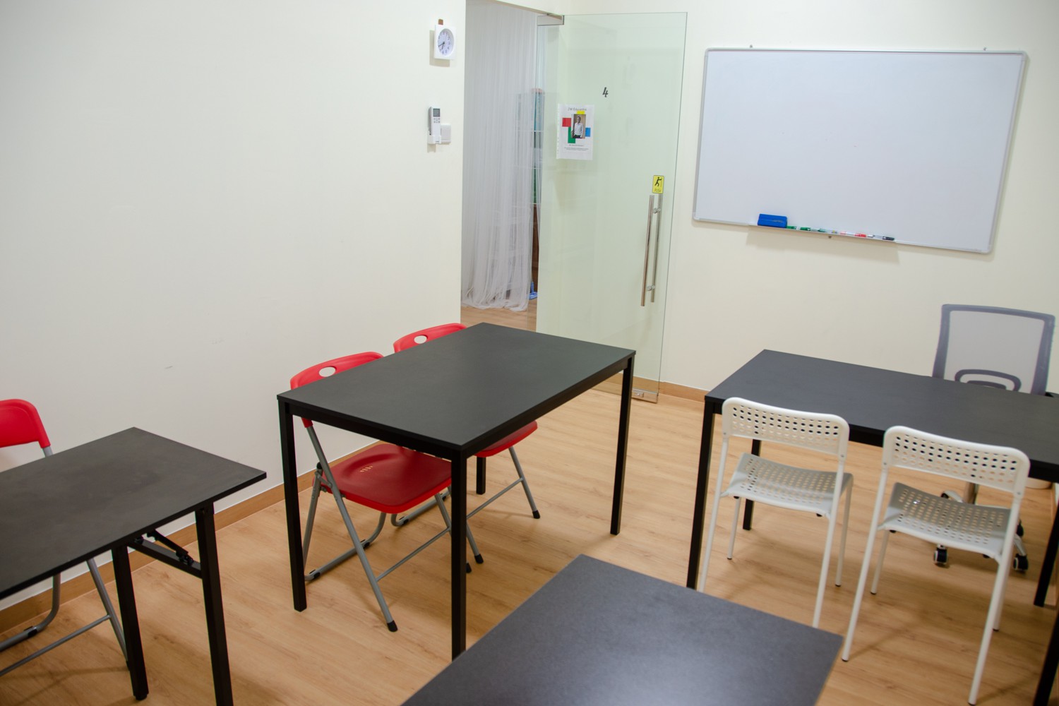 Classroom for up to 16 pax @Chinatown | GetSpaces | Flexible Rentals